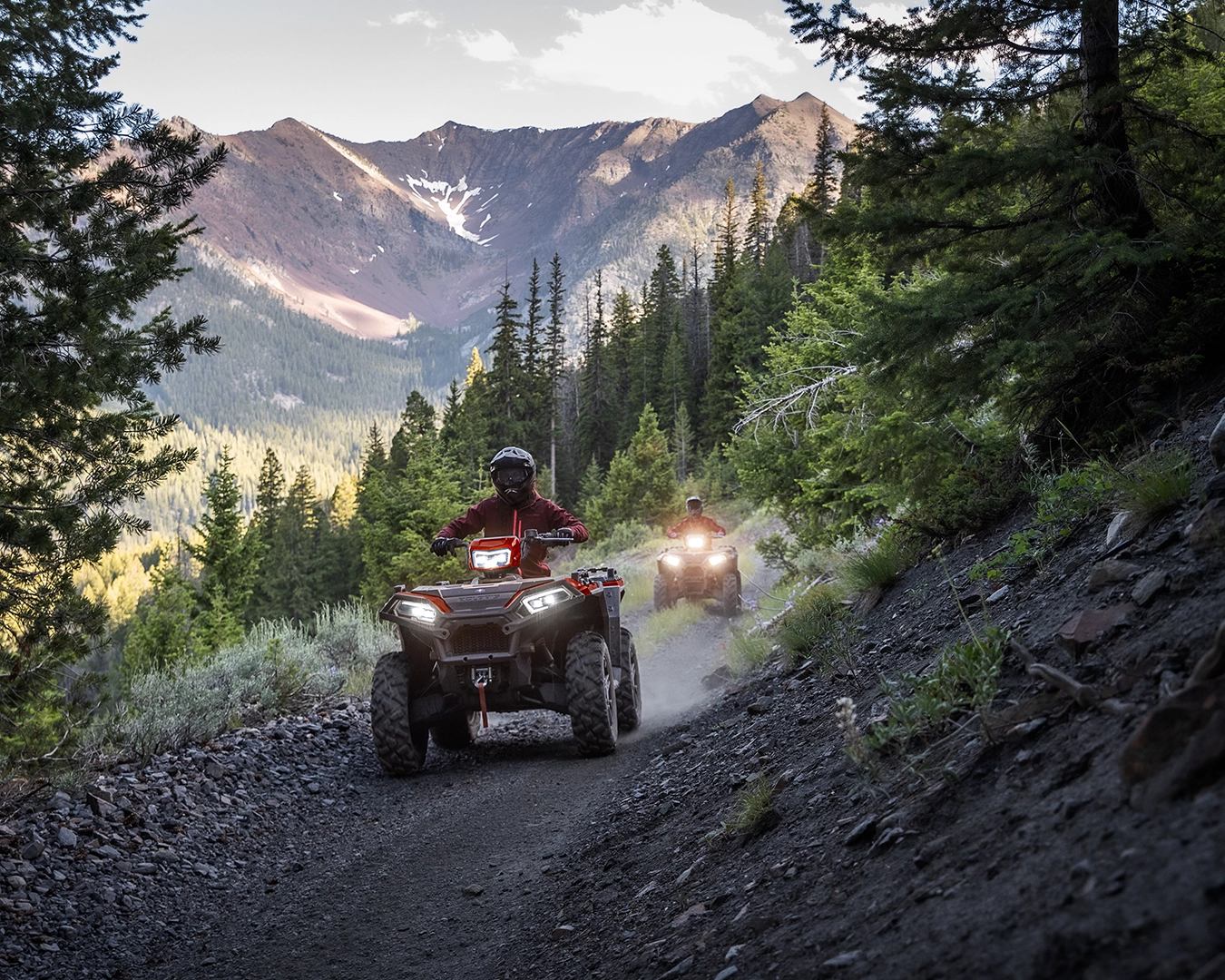 Comparatif Polaris Sportsman XP vs Kymco MXU 700i : Quel quad sportif ...